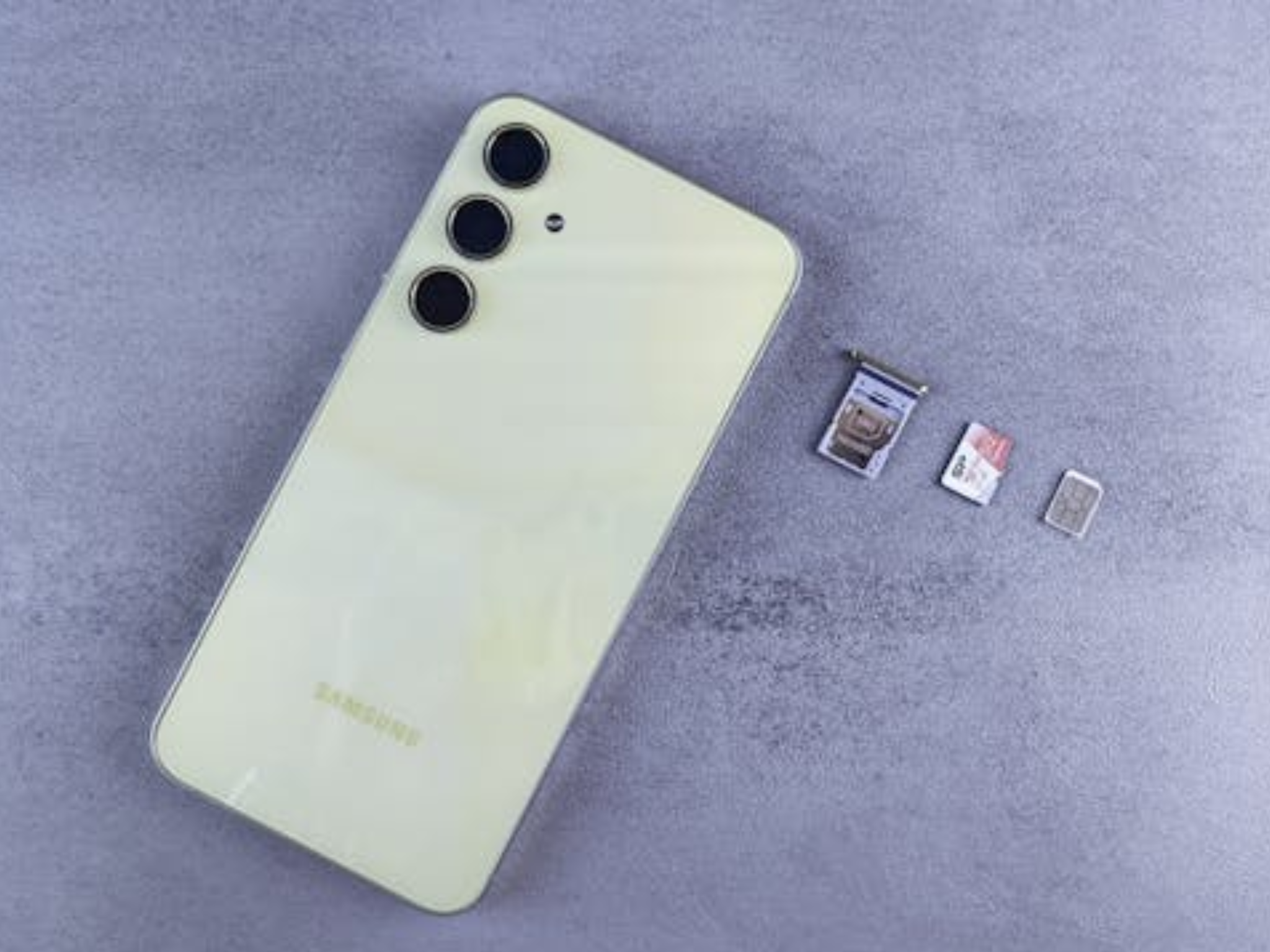 The Essential Guide to SIM Cards & Mobile Plans for Tourists in India